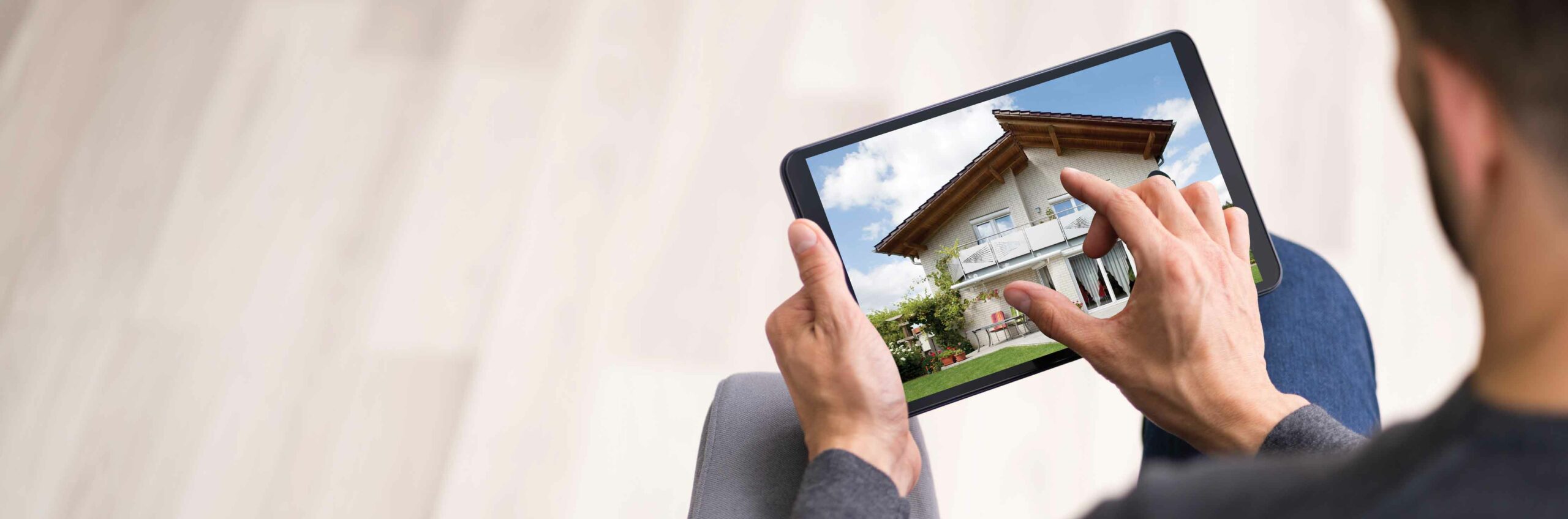 Virtual Viewings: Sell Your Home Online | Mountain Real Estate Magazine